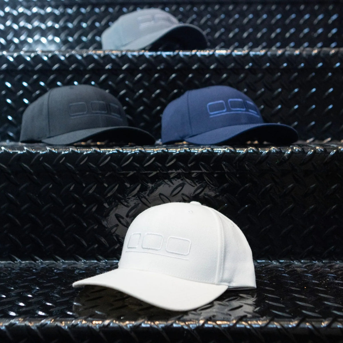 000 Phantom Snapback Hat – 000 Magazine