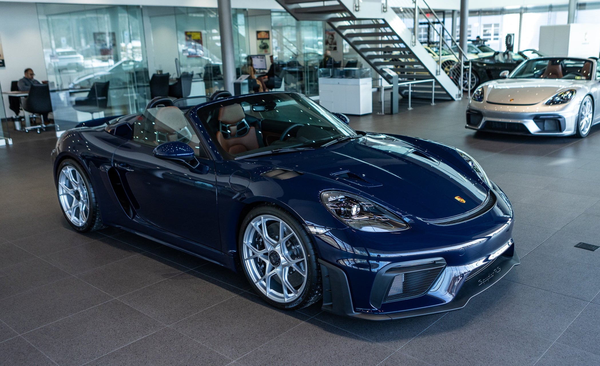 000 Cars – 000 Magazine